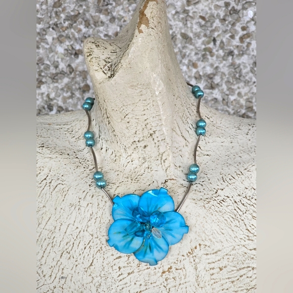 Jewelry | Sea Shell Flower Necklace | Poshmark